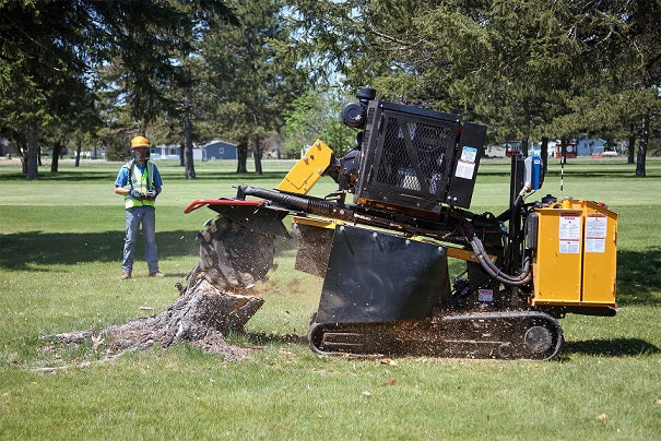 Stump Grinder Shaft Drive 75HP Diesel Track Drive — Gap Power